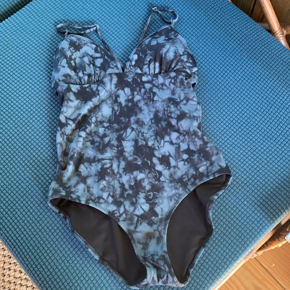 Athleta | Swim | Athleta Bathing Suit | Poshmark